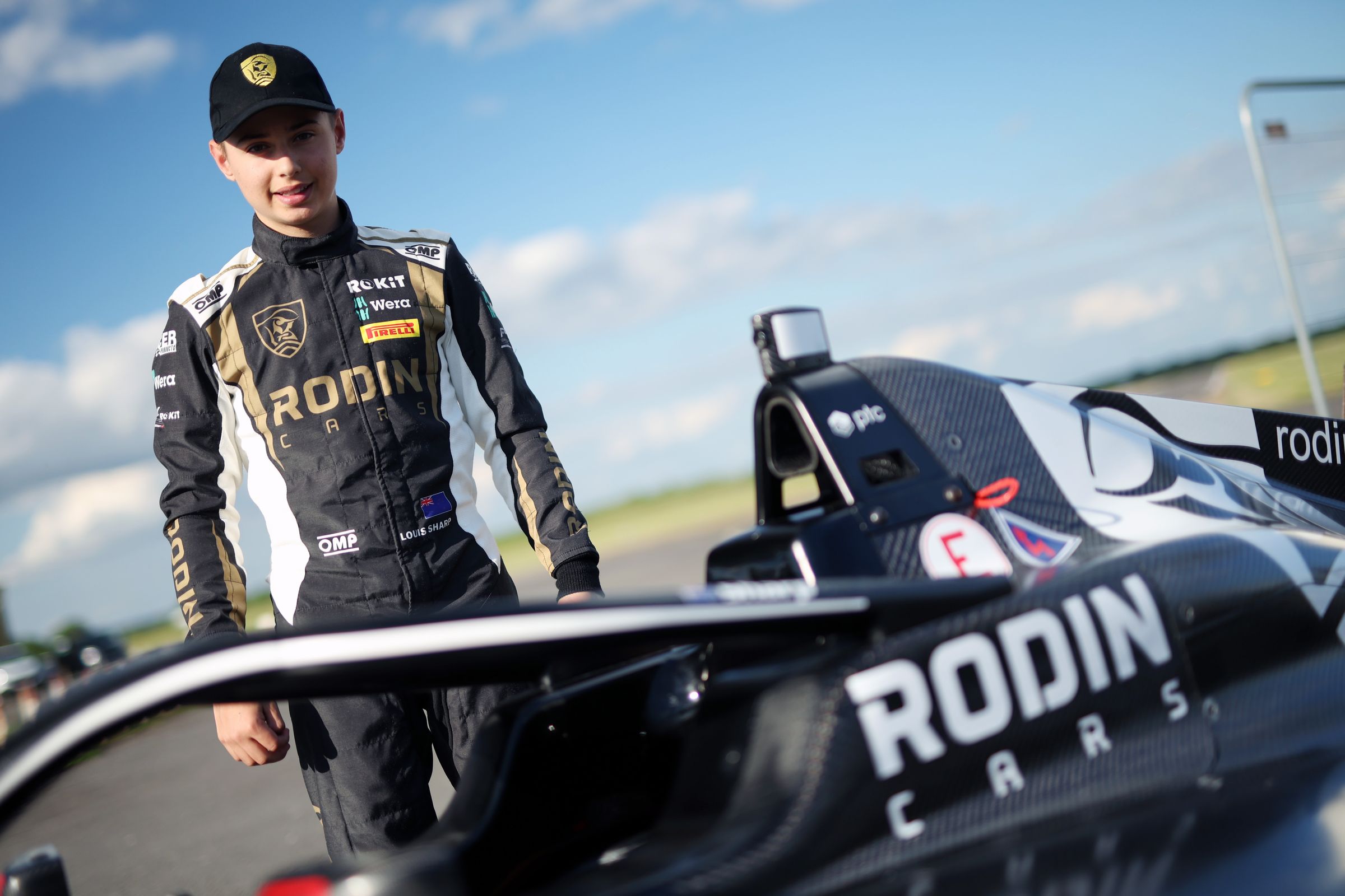 Louis Sharp adds to podium tally at Thruxton.....